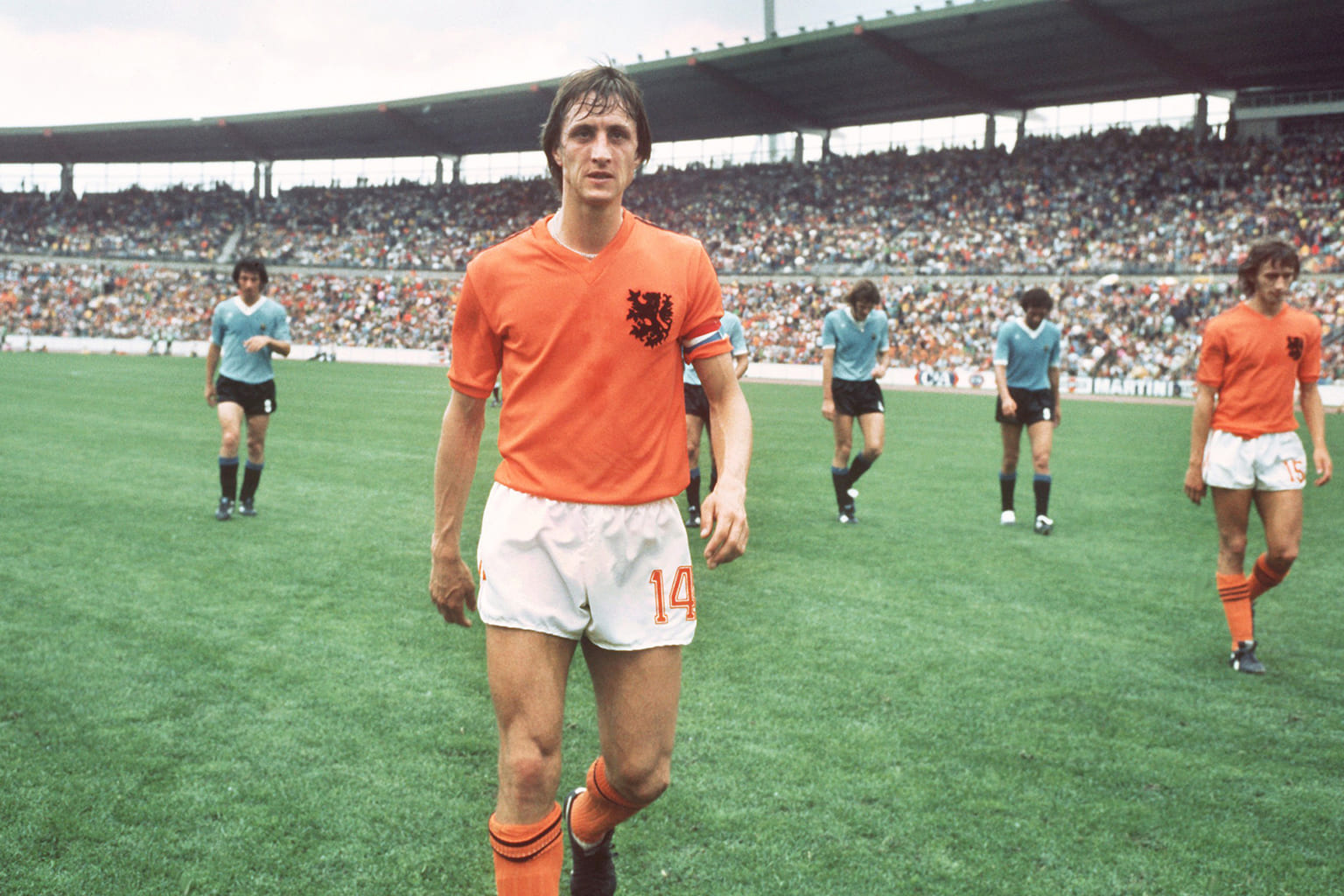 そのプレーは50年経った現代でも“モダン”。「未来から来た選手」ヨハン・クライフ - footballista | フットボリスタ