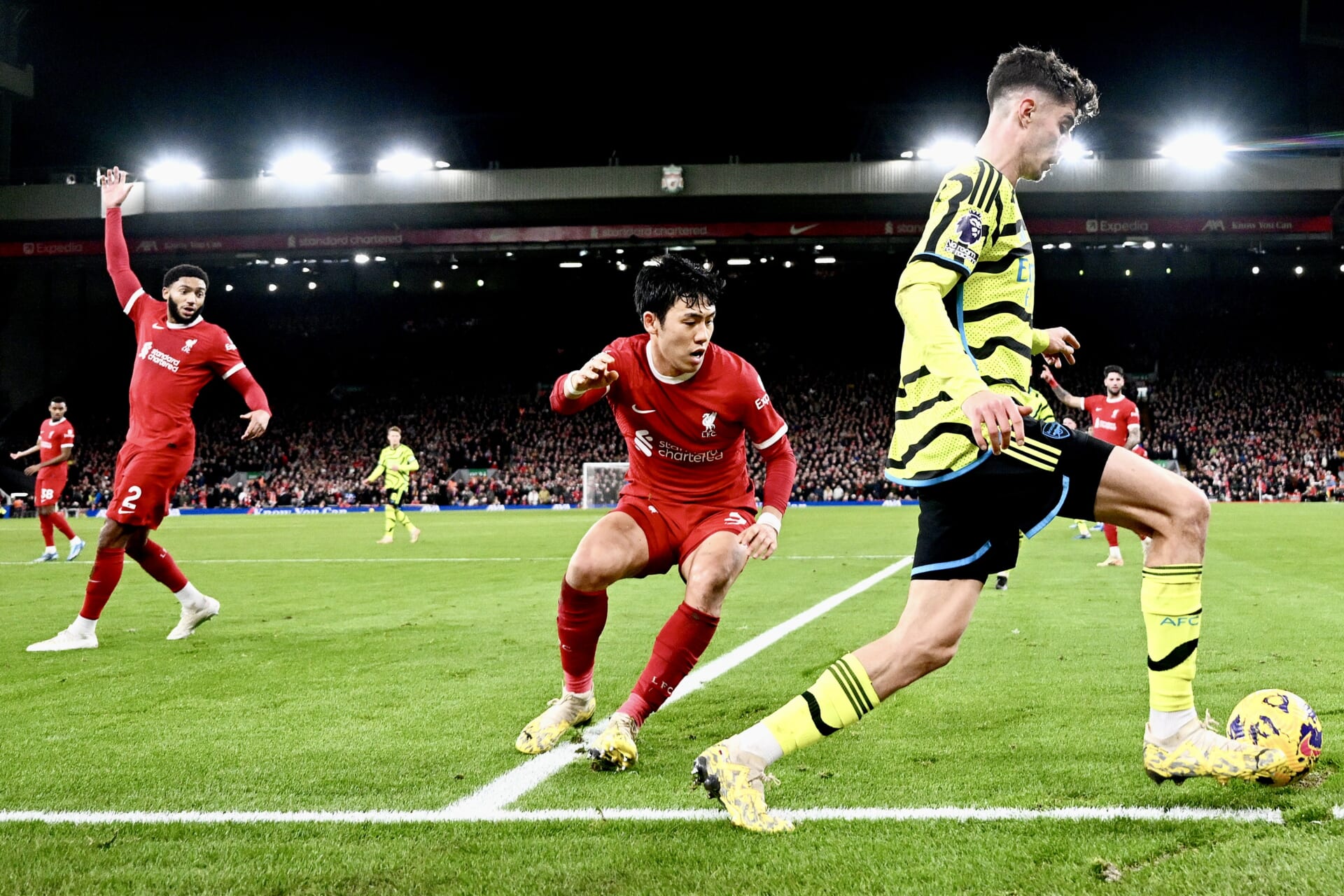 「5、6m高い位置で」泰然自若の30歳、遠藤航が“リバプールの6番”に進化を遂げるまで - footballista | フットボリスタ